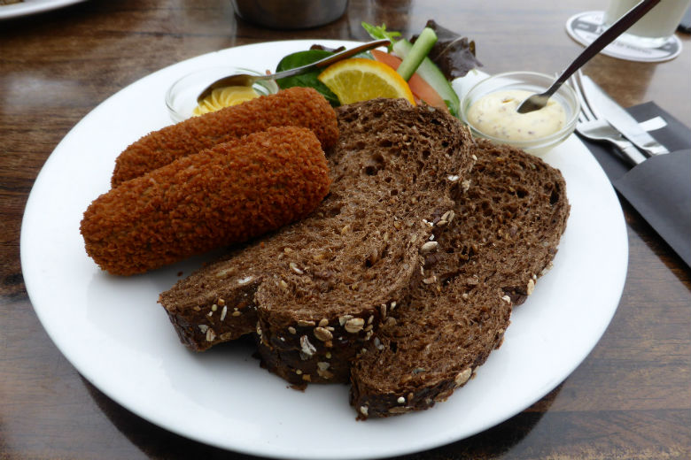Dit is waarom je altijd een dipje hebt na de lunch